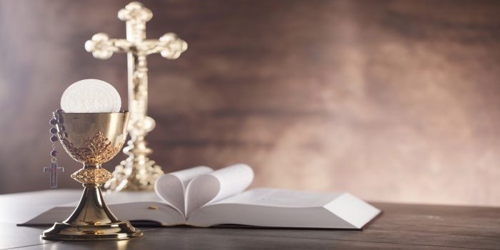 Eucharist - Receiving Holy Communion for the First Time - Athboy Parish ...